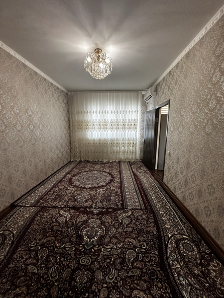 Ялангач Продается квартира 2/4/4 балкон 1.5х3 ор-р: Школа 190