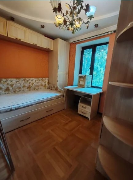 Ц-1 Продаётся 3/3/4 эко парк срочна