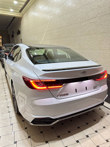 Toyota Camry 80 Sport plus full