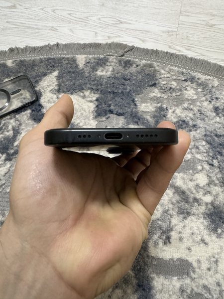 iPhone 15 black 256gb