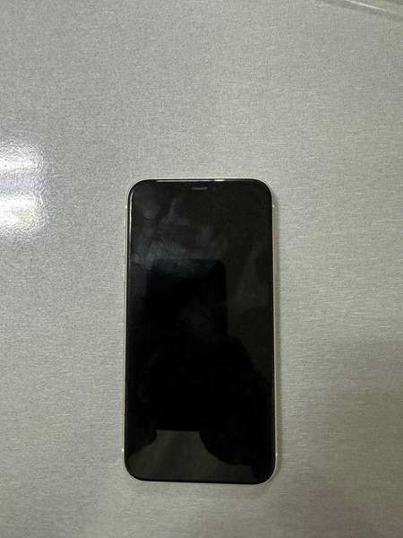 Iphone 11 sotiladi