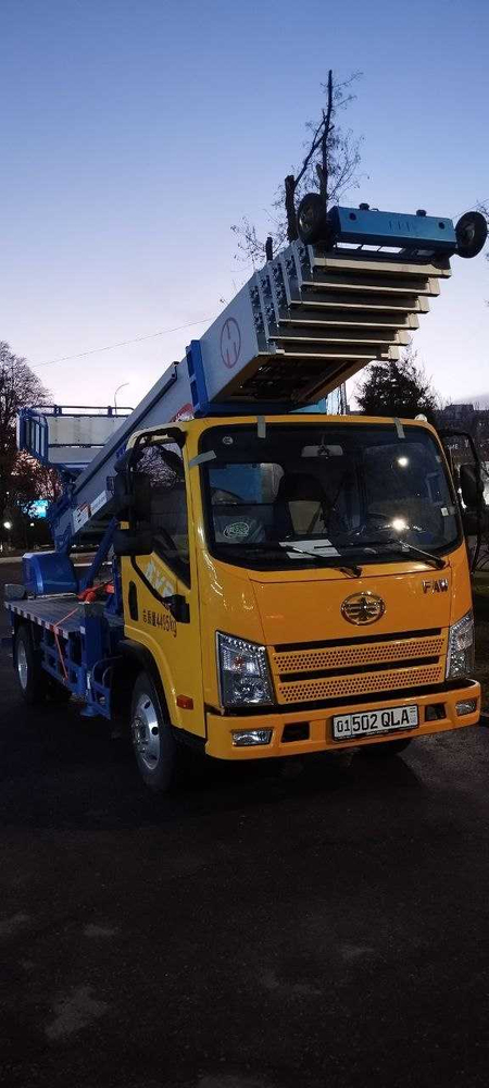 AVTOLIFT 32 - 45 metr avtovishka yuklarni chiqarib berish xizmati