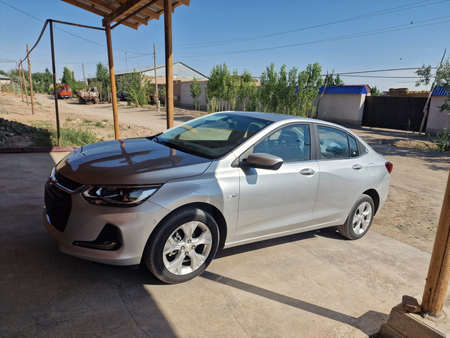 CHEVROLET ONIX Premier 2 Turbo AT evro