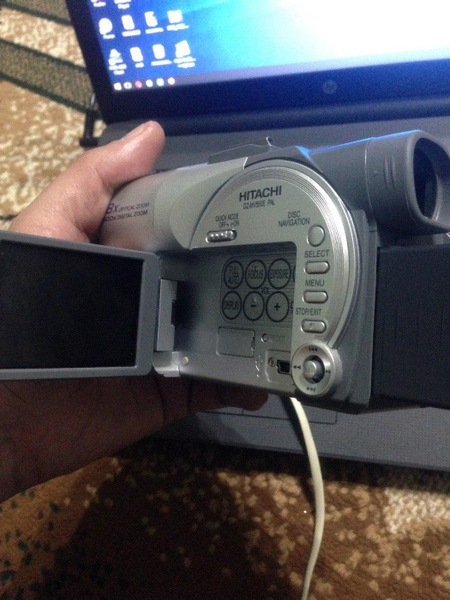 hitachi kamera dvd i na memory card