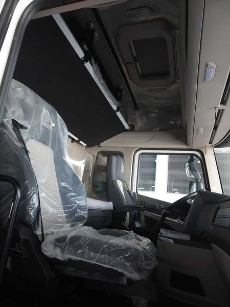 Автофургон Sinotruk Howo-Max 6x4 480 лс 8,6 м