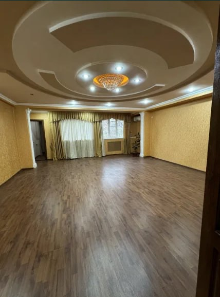 Косманавты 3в2переделано 3этаж площадь 85м2