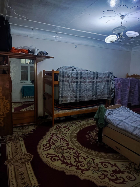 Mirabatskiy rayon risiviy bozor hovli