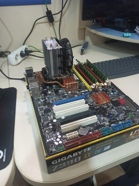 Продам комплект! Asus P5kc + Core 2 Duo e4700 + 4gb DDR3 + T20