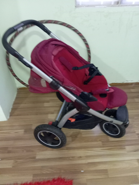 Коляска, фирма MAXi-COSi