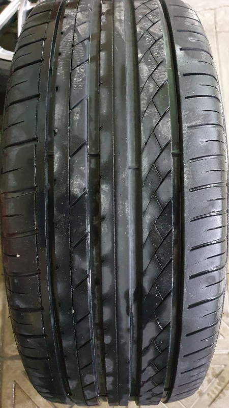 Диски с шинами R16 Vossen 777
