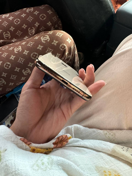 Айфон  XS GOLD тозза