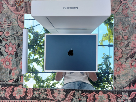 Macbook Air 2022 Midnight 13.6 Inch
13.6 Inch Macbook Air 2022 Midnigh