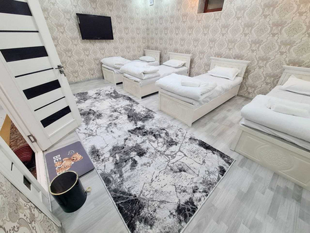 Квартира с евро ремонтом посуточно сдается HI-TECH HOUSE