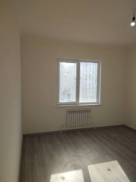 3 xonali kvartira Qorasuv massivi