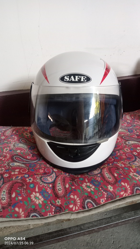 Moto kaska sotiladi