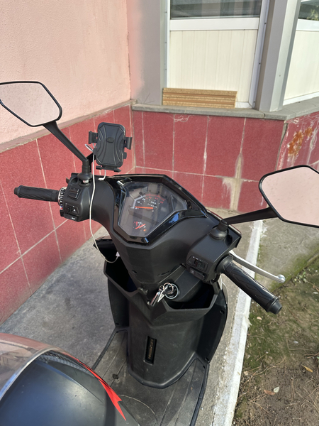 Skuter 125 kubli