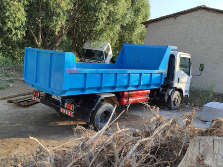 Isuzu samasval  sotiladi