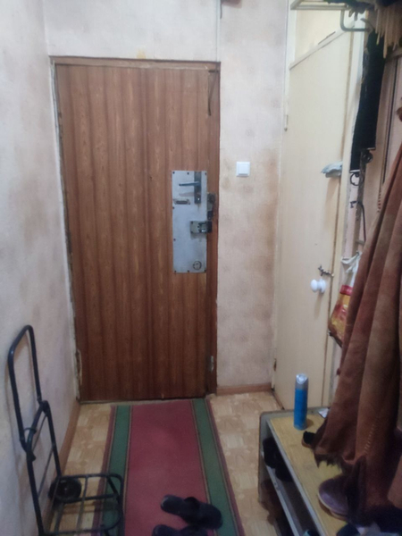 Продаю Квартиру Яшнабадский р-он Авиасозлар-1. 2-ком 1-этаж 4-этажном