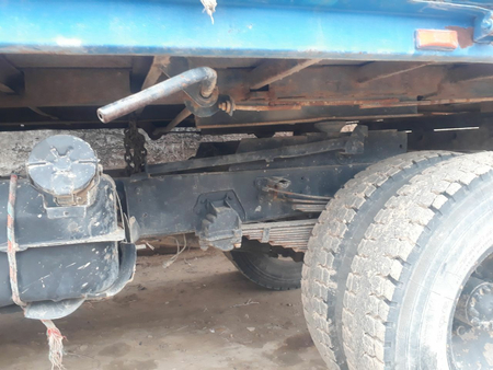 GAZ 53 sotiladi. Ishlab turibdi naxadu