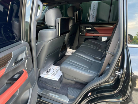 Lexus 570, холати зур