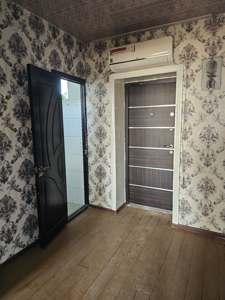 Икки хонали уй сотилади.50м2. Гиштли. Евро ремонт