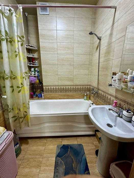 Продаётся 4/8/8.  Новостройка. Ор: Pyramit