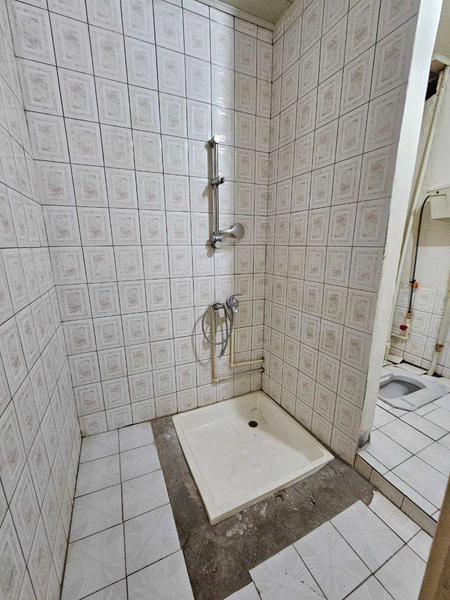 2 xonali 65m² 2-qavat sotiladi