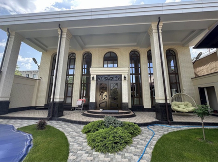 Продается евро дом в центре Луначарского