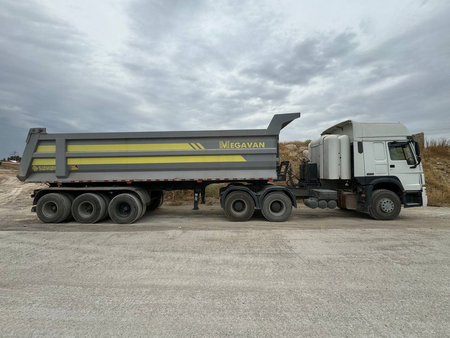HOWO A6 Sinotruk\\nТягач ва полуприцеп комплект сотилади \\nТягач 2018 Йил