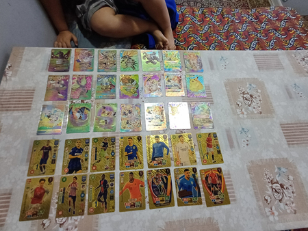 Pokemon ketka zalatistiy