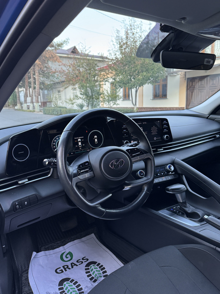 Hundai Elantra 4 Позиция 2023 Состаяние Идеално Пробег 37000km Xalol