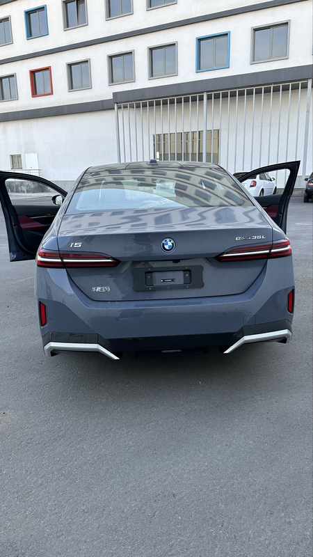 Bmw i5 35l exclusive long version