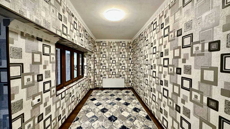 3 xonali kvartira sotiladi. e'lon id: 256095