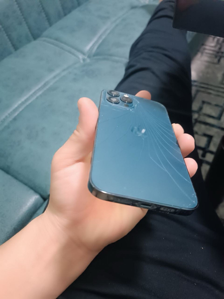 Iphone 12 pro max 256 tali naqt yoki abmenga