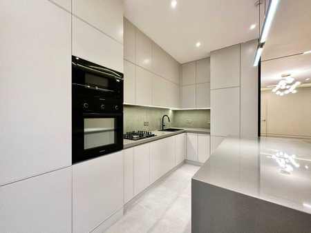 Продажа  3х комнатной квартиры Новостройка Skyline Towers Клубный дом