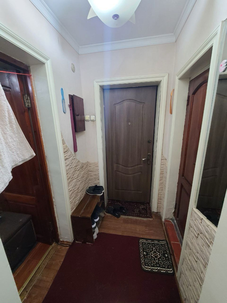 1 ком переделанный 2х ком, душевой вариант  5 этаж,кирпич