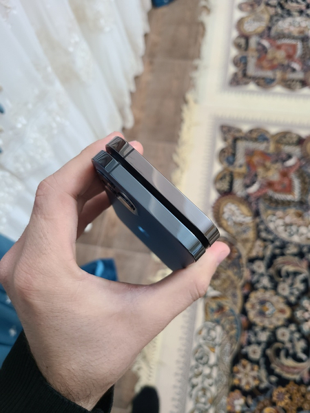 Срочно Samsung S20 plus 5G 256gb Телефон отличном состоянии