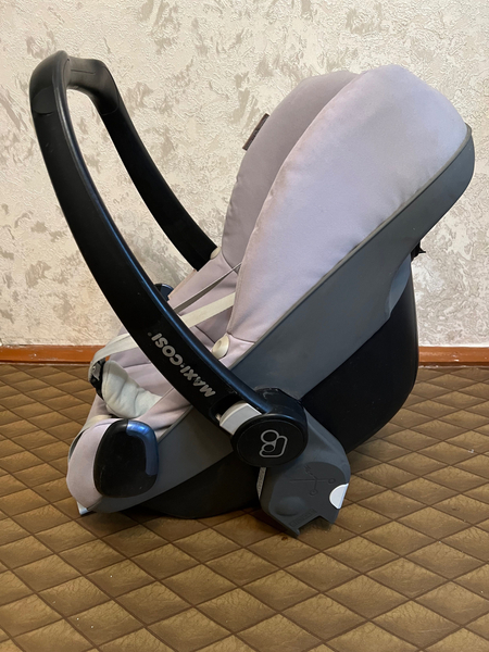 Автолюлька, автокресло  maxi cosi