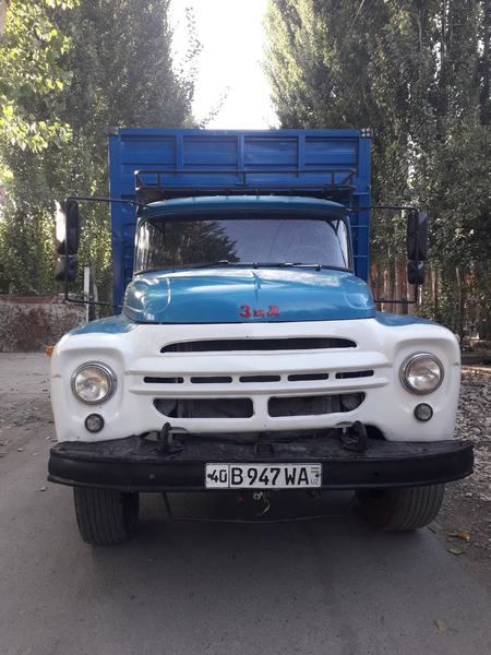 ZIL 130 sotiladi. Xolati a'lo