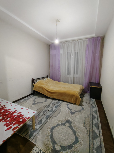 Mirzo Ulug'bek Rayon Qorasuv-6 yangi mashchit Oldida Joylashgan Uy