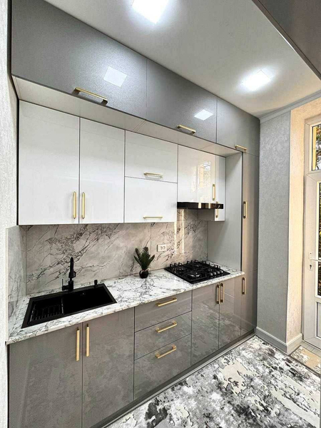 Продается 3х ком. квартира, ор-р: Шота Руставели, 80м2