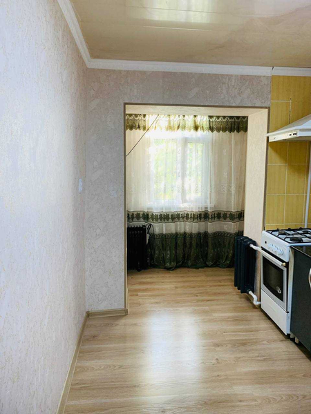 Продается 1 комнатная квартира М.Космонавтлар