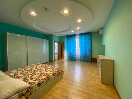 Продается Евро дом Ориентир: Экобазар  600м2