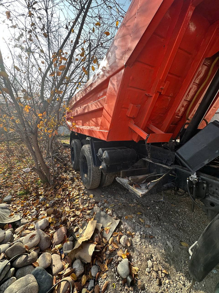 Kamaz samosval 55 11