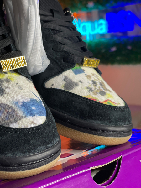 Nike x Supreme Dunk Low 
