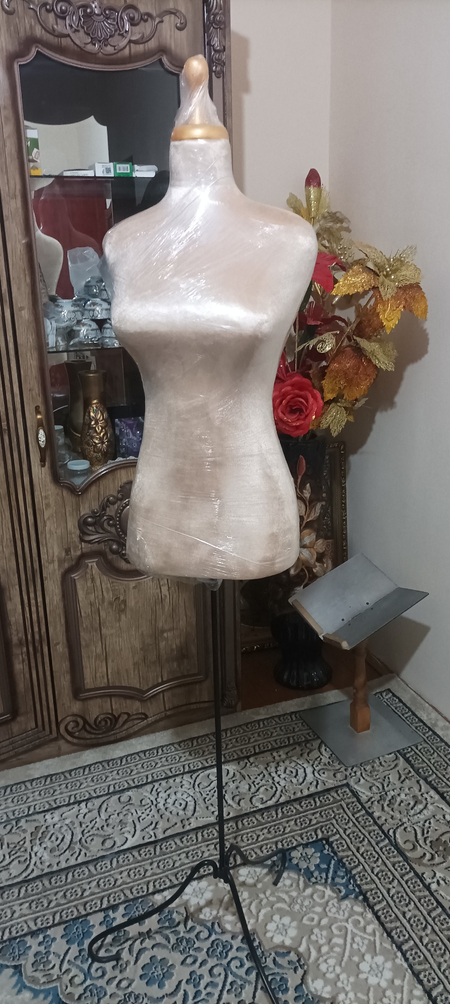 Maniken tikuvchilar