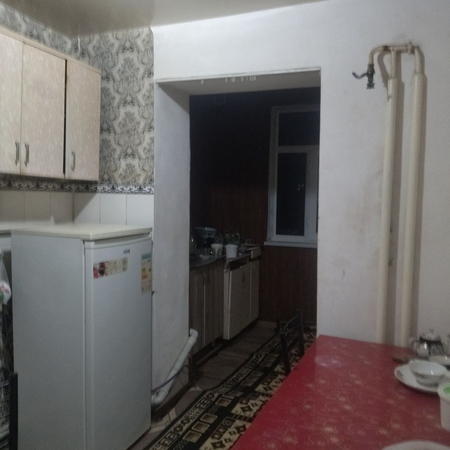 Продаются 3 комнаты квартира