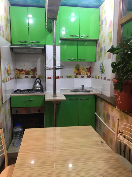 Ц15 ул. Абай 2/3/4 65м2 вдоль дороги