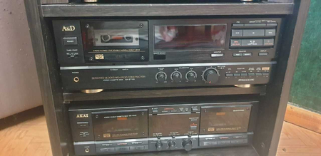 Продам стойку AKAI