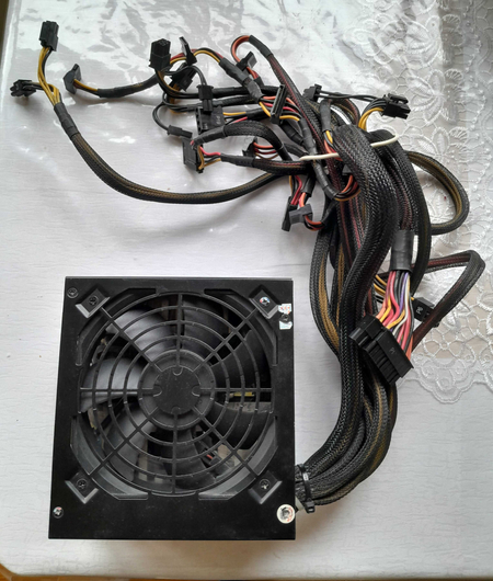 Блок питания 750W